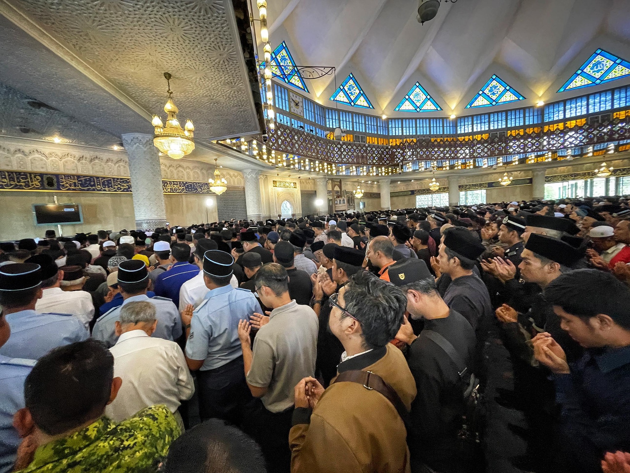 MARITIM MALAYSIA HADIR BERI PENGHORMATAN TERAKHIR KEPADA ALLAHYARHAM TUN ABDULLAH AHMAD BADAWI