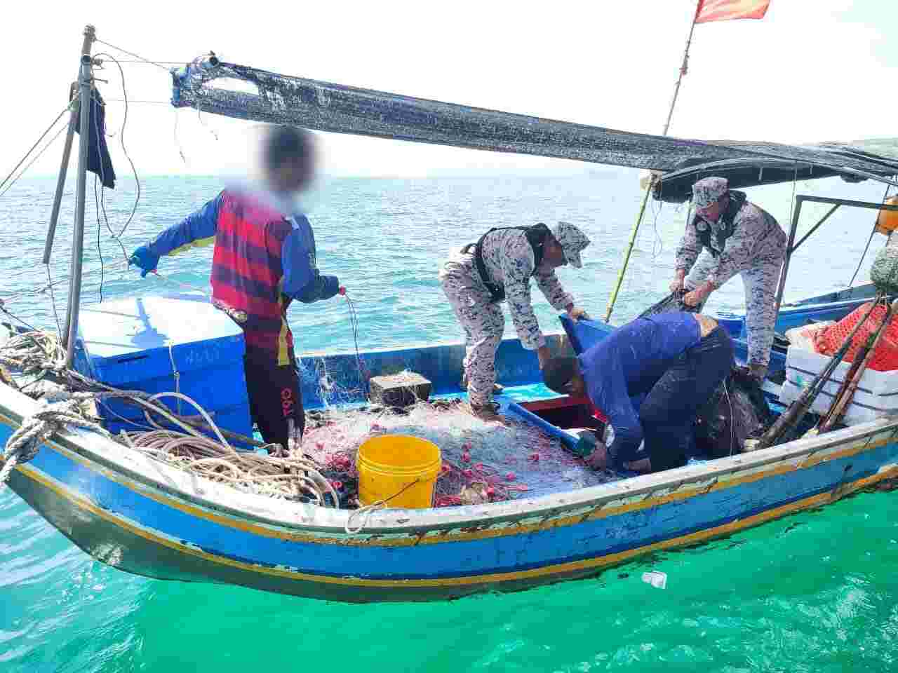 BOT NELAYAN ASING DITAHAN CEROBOH PERAIRAN LANGKAWI