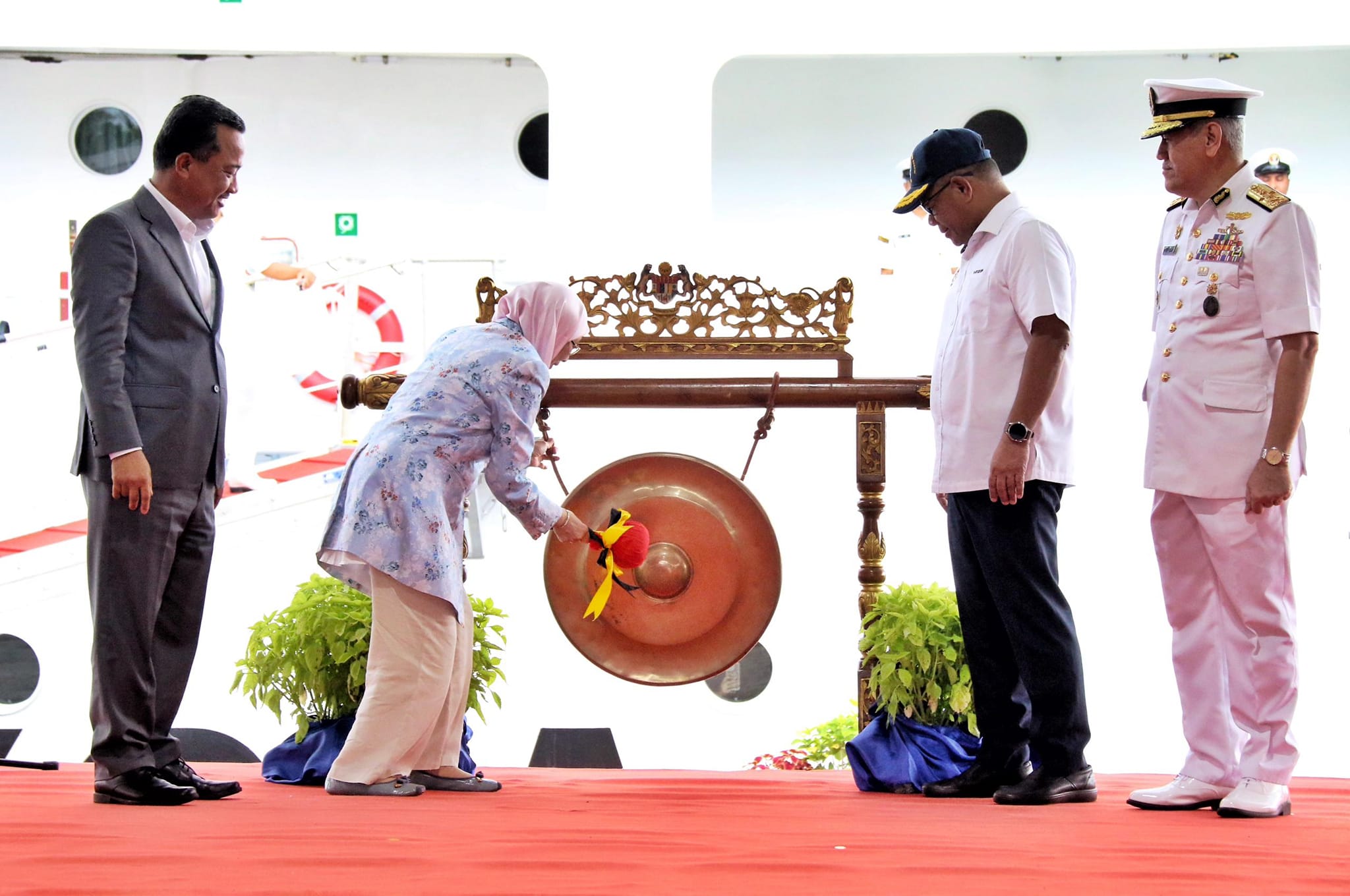 NAMA KM TUN FATIMAH DIPILIH UNTUK OPV 1